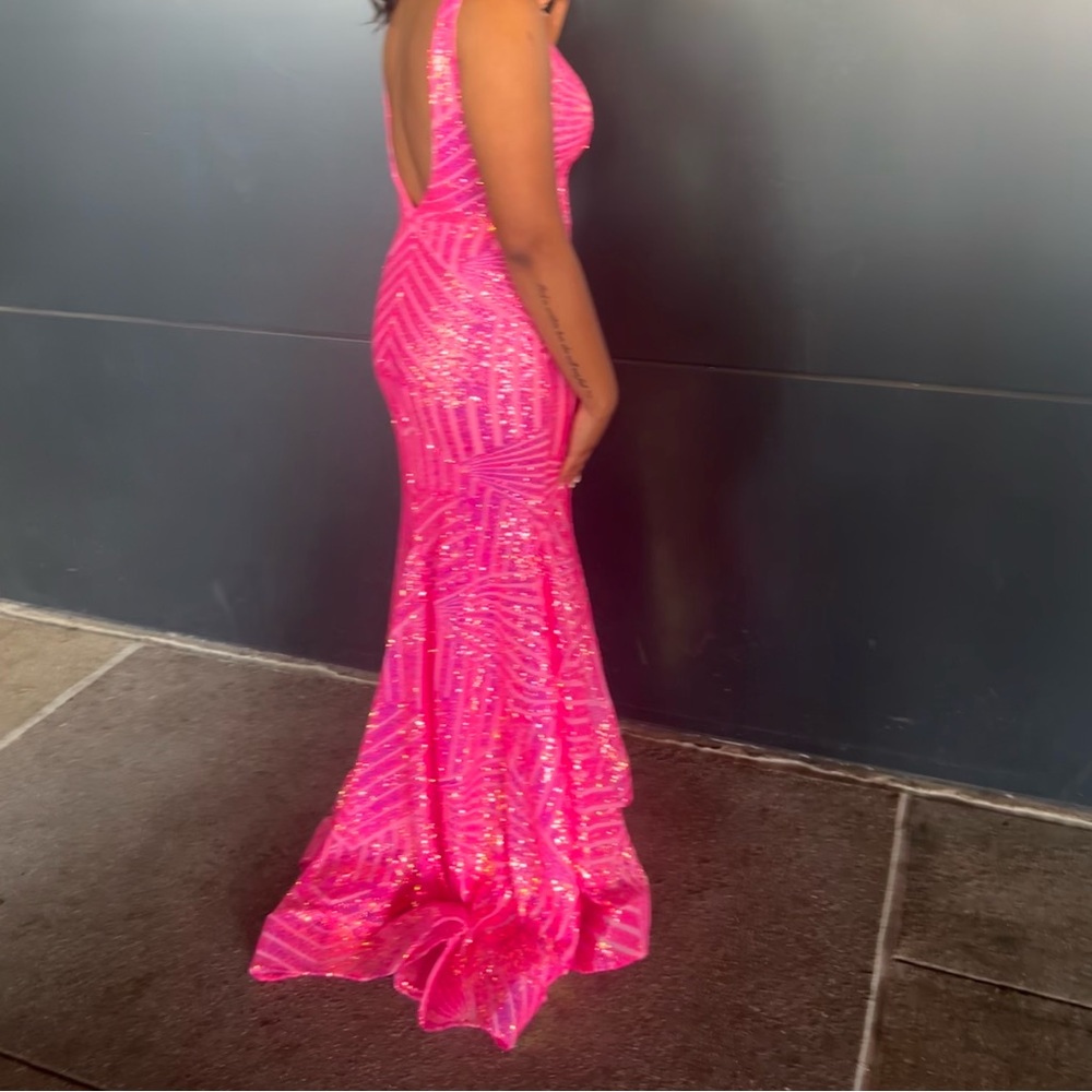 Barbie Pink Prom Dress! - Gem